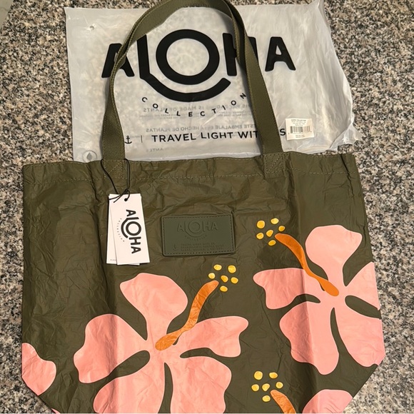 ALOHA Collection | Bags | Aloha Collection Green Pink Hibiscus Tote Bag ...